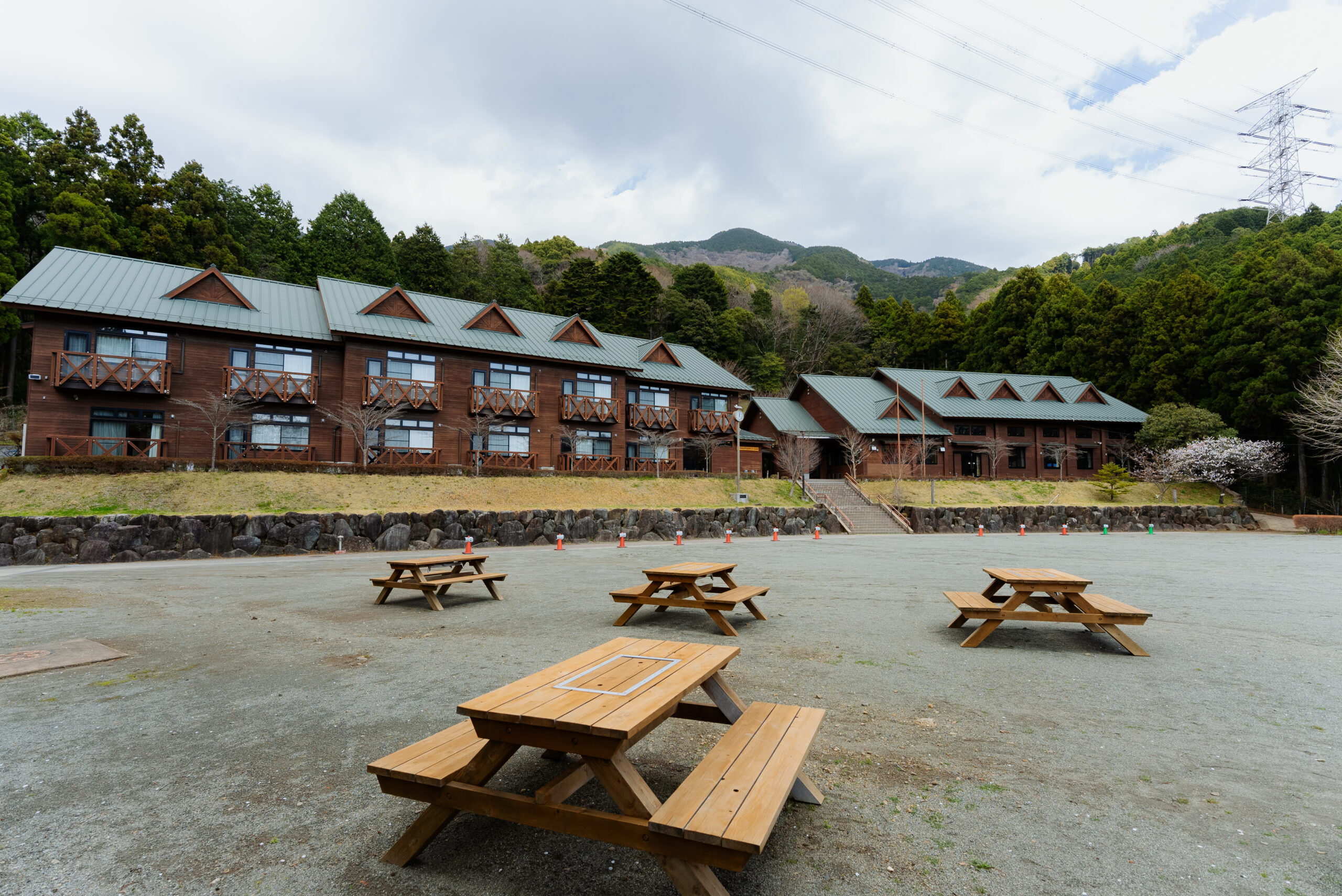 【ライター記事】3歳の息子も大満足！キャンプ超初心者でも楽しめる表丹沢野外活動センターでキャンプ風お泊りを体験してきました | OMOTAN｜【公式】表丹沢/秦野の観光・お出かけ・イベント情報サイト